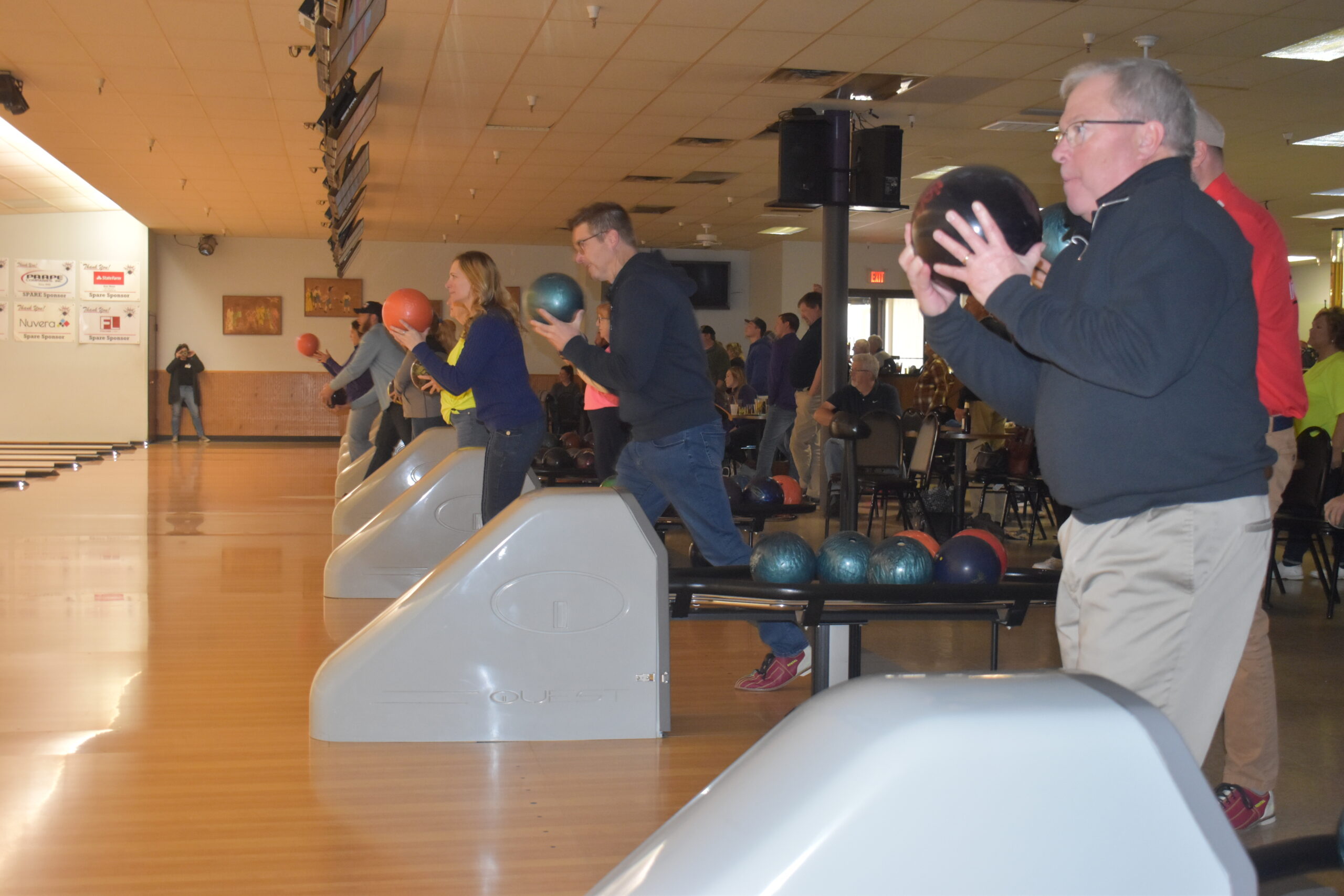 Bowling for Oak Hills residents’ needs | News, Sports, Jobs - The Journal